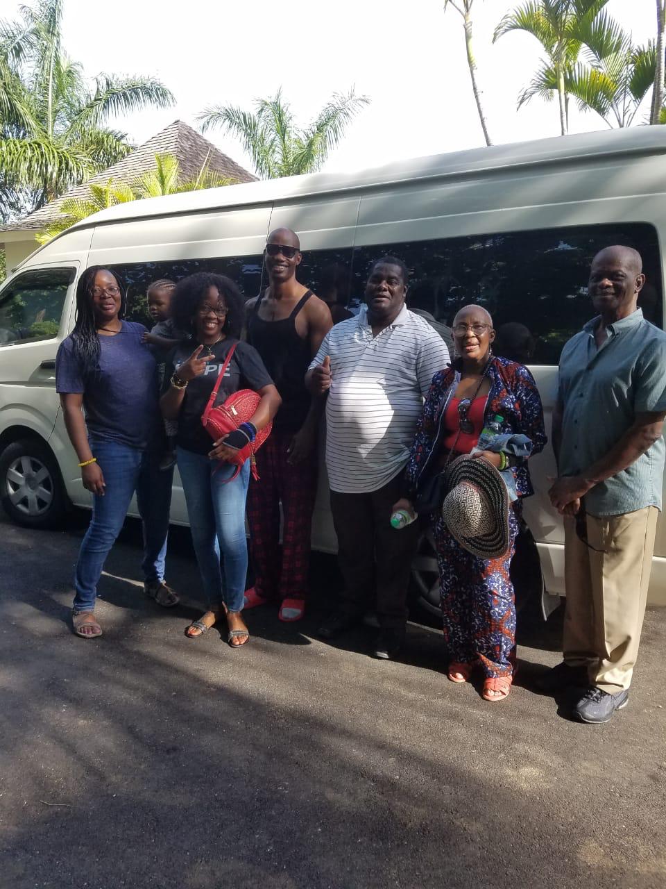 Easy Vibes Exclusive Tours and Transfers